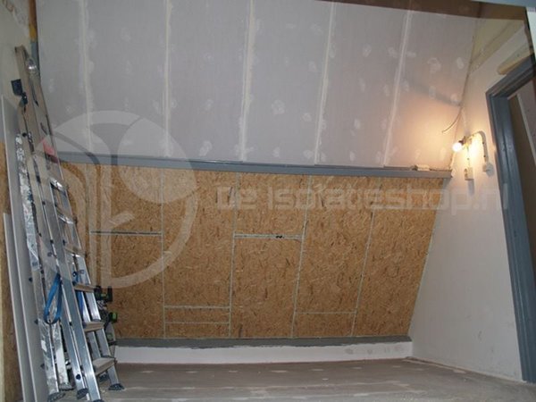 PIR + OSB 2600x600x81+9mm Rd:3,65 (=1,56 m²) - De Isolatieshop
